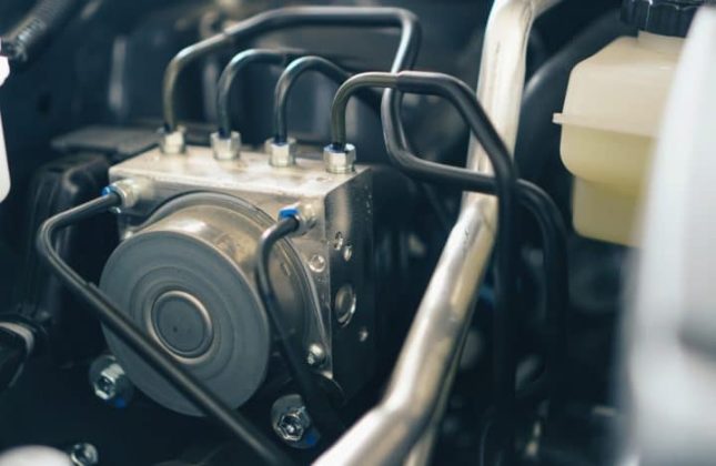 Anti-Lock Brakes (ABS): Stay in Control with Expert Help from Fitch Autos